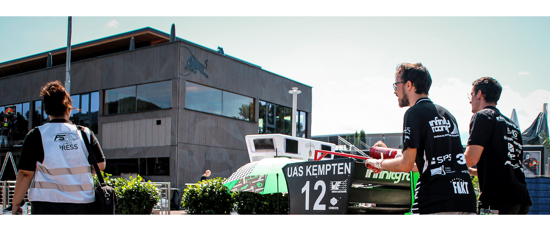 SOCIAL MEDIA - Infinity Racing